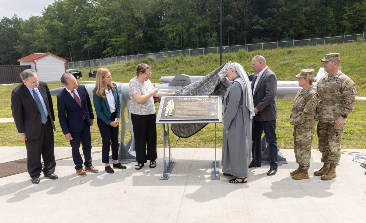 New Army EOD technology facility named for revered EOD specialist Alan ...