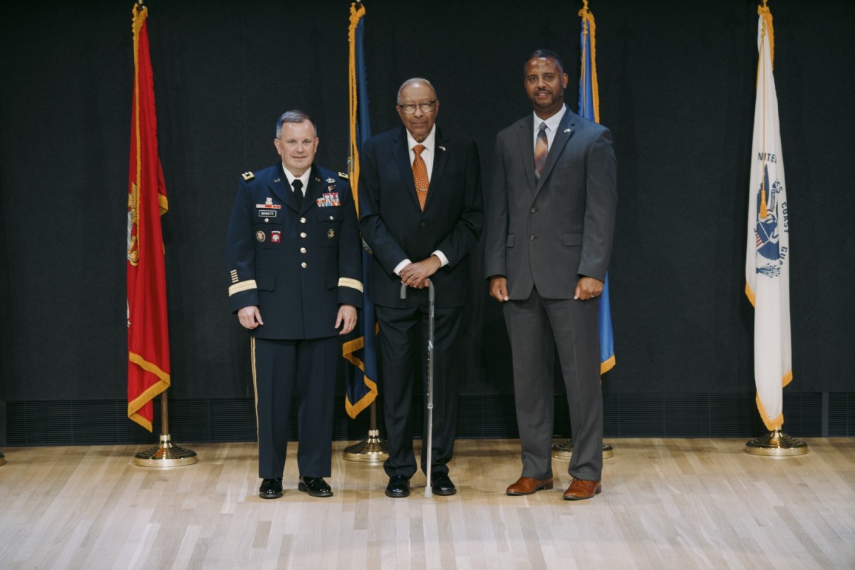 Security enterprise resource manager honored | Article | The United ...