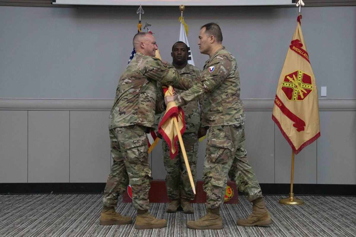 Yongsan-Casey welcomes CSM Fritzinger | Article | The United States Army