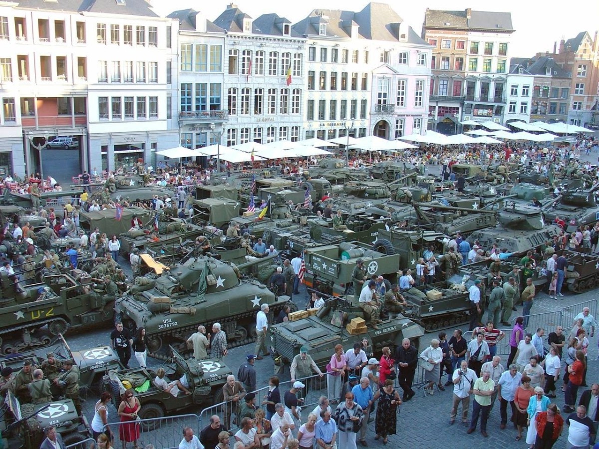 Bits of the Benelux: Mons relives WWII liberation with annual tank ...