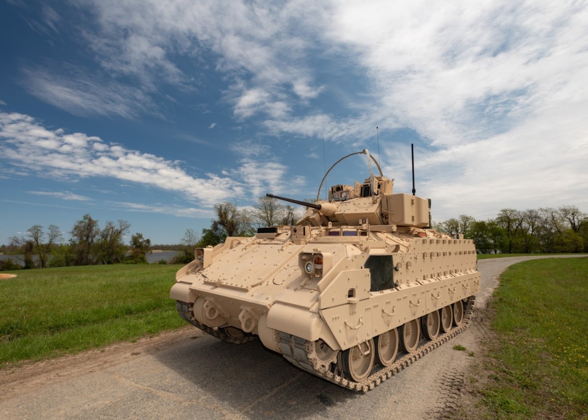 Army awards Bradley A4 production contract | Article | The United ...