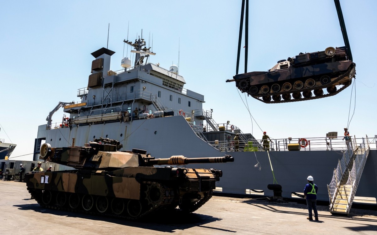 US Army sustainers provide sealift to Australian armor for Super Garuda ...