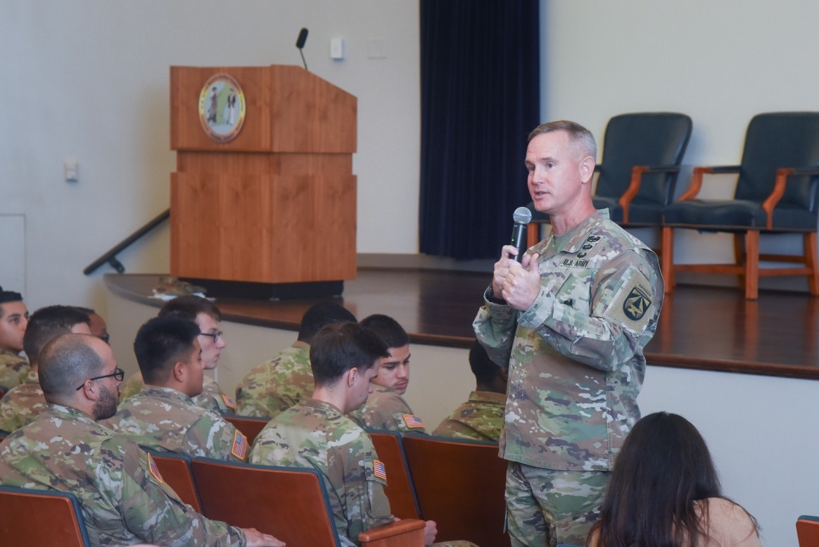 Brigadier General John M. Cushing visits DEVCOM Soldier Center ... Brigadier General John M. Cushing visits DEVCOM Soldier Center ...