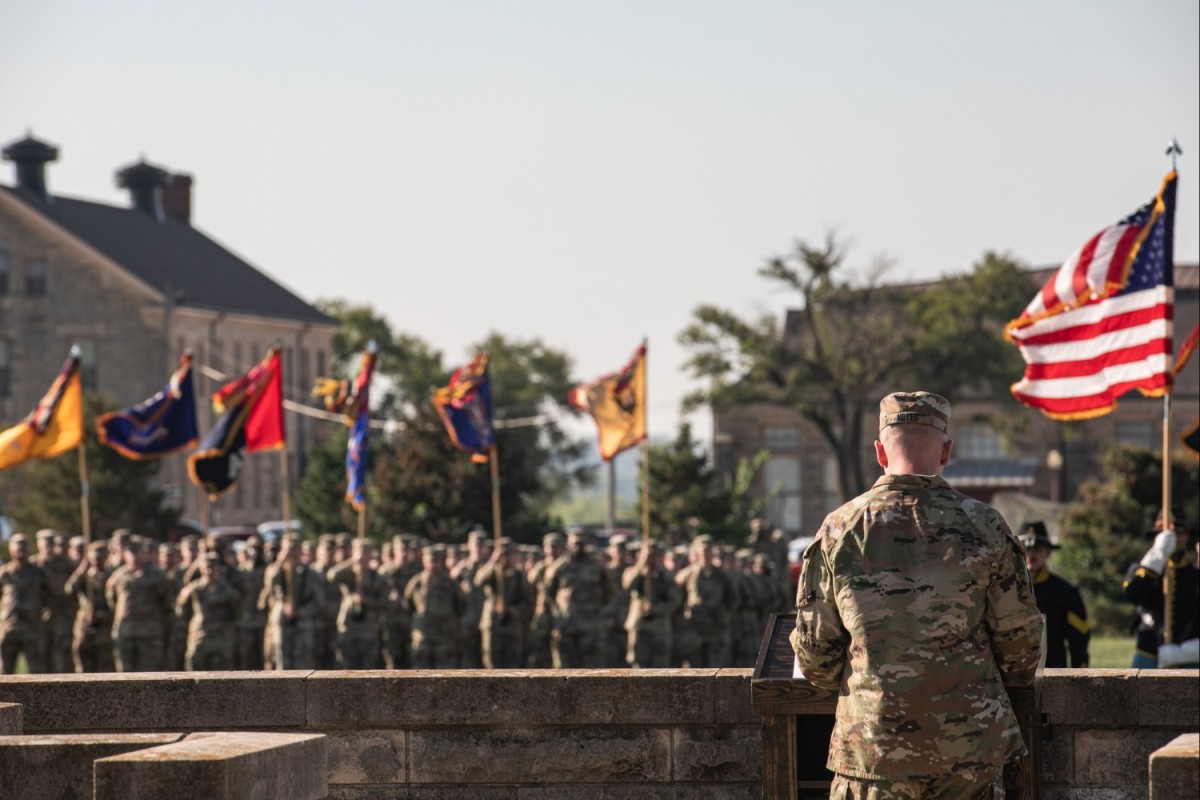 Big Red One Welcomes New Command Sgt. Major | Article | The United ...