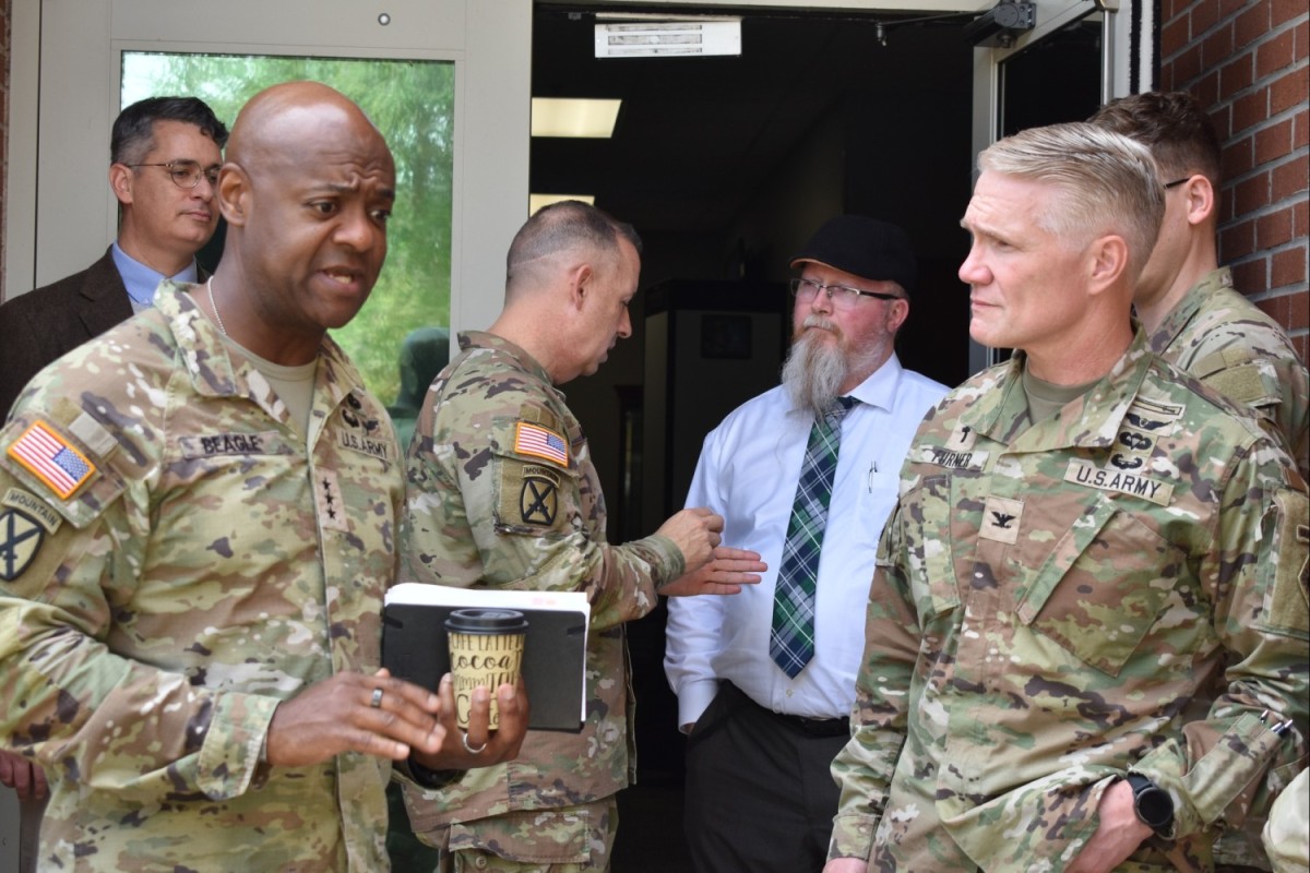 CAC commander visits familiar ground at religious institute | Article ...