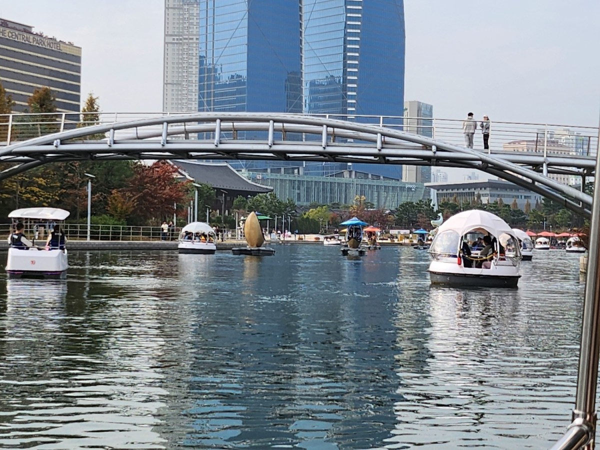 Soldiers land at Incheon, learn Korean War history | Article | The ...