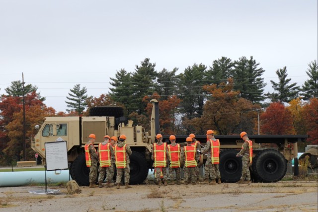 Twenty students train in October session of Unit Movement Officer ...
