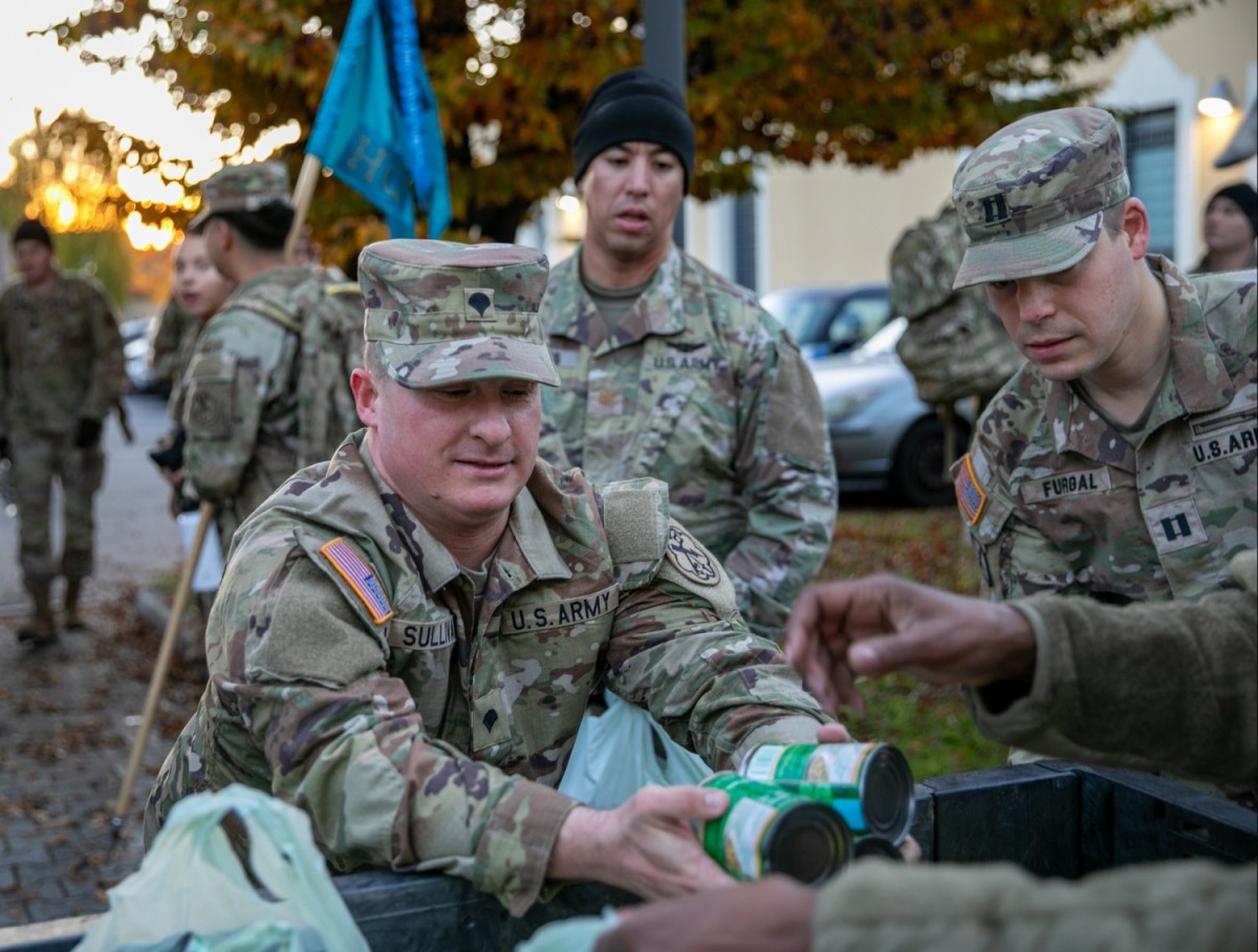 Ruck march for the holidays | Article | The United States Army