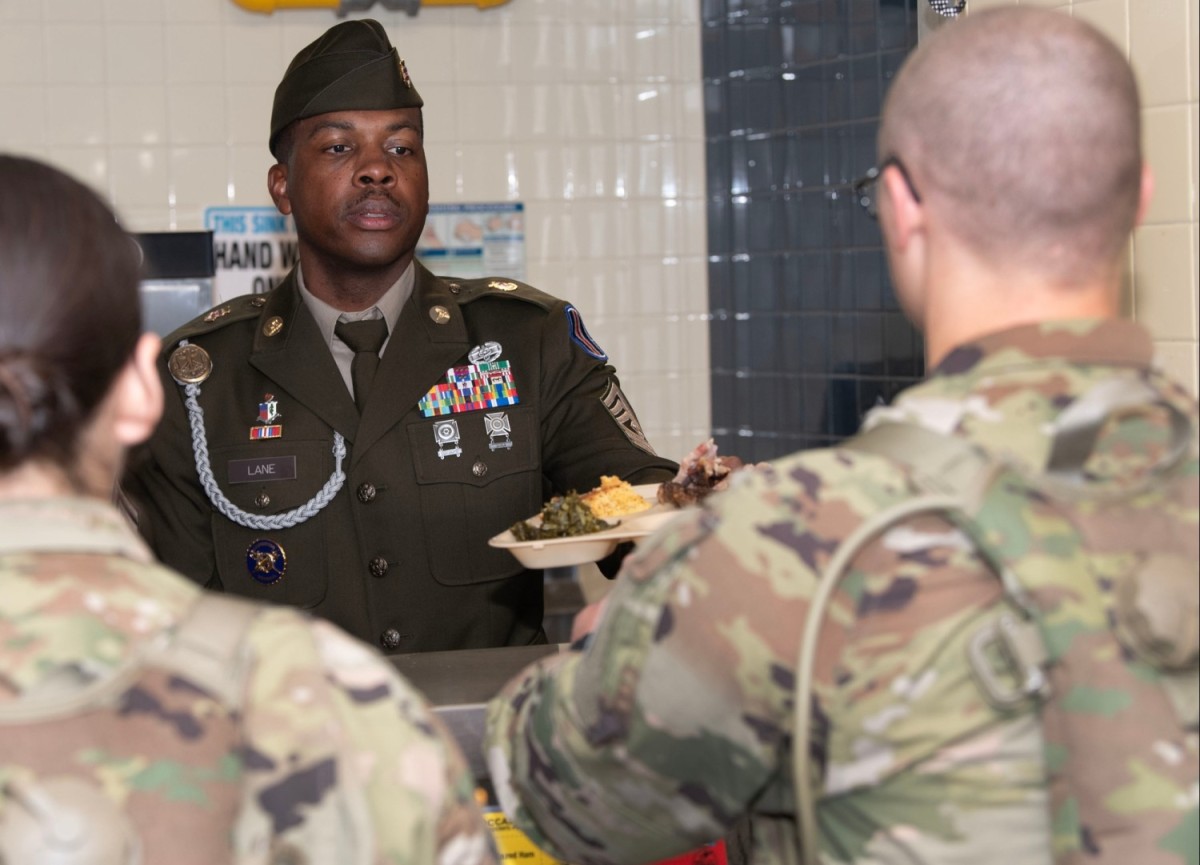 Giving Thanks: Jackson leaders serve holiday meals | Article | The ...