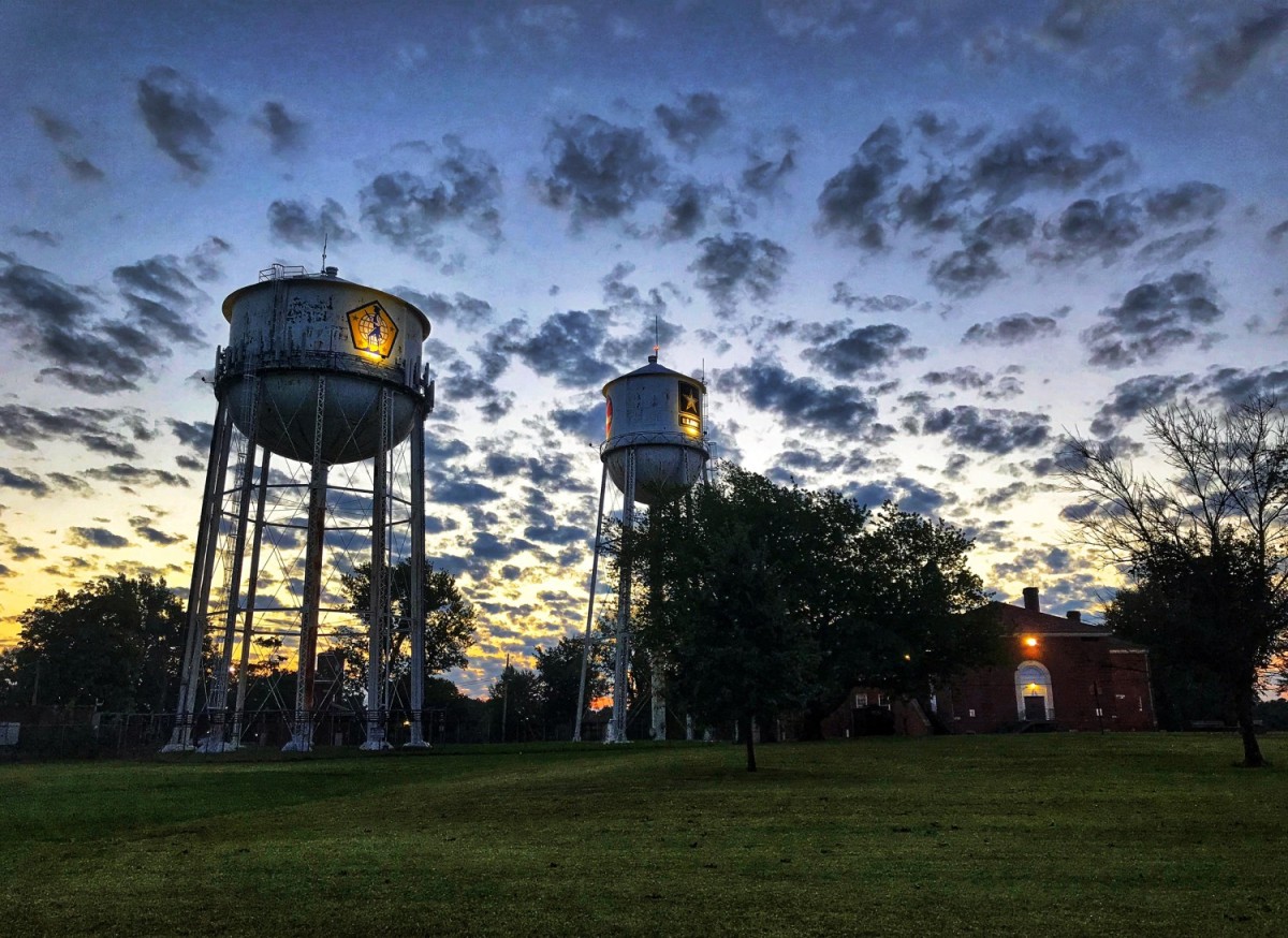 Historic water tanks soon to vanish from Central Kentucky landscape ...