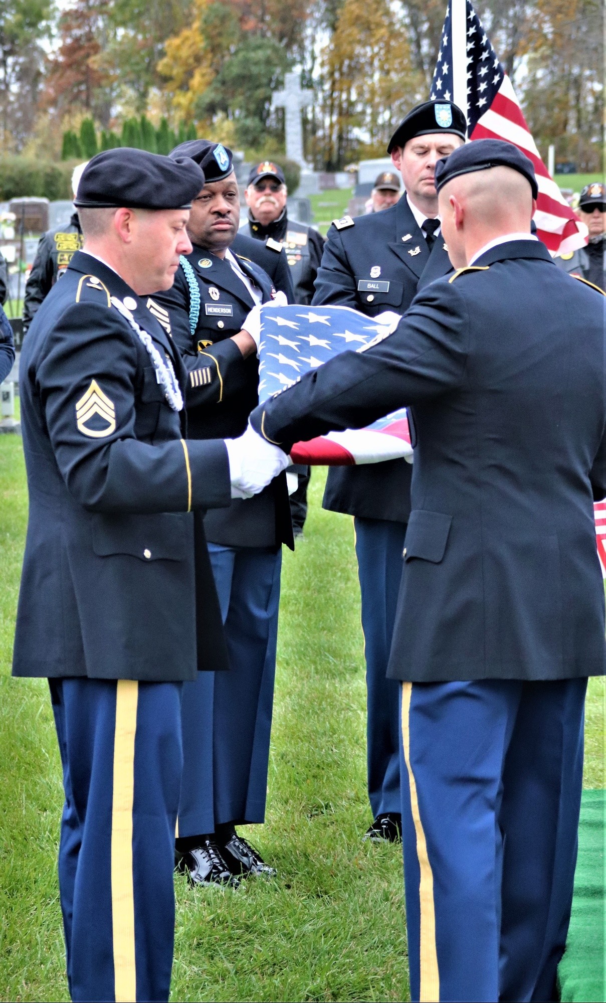 Photo Essay: Korean War hero laid to rest in return to Wisconsin ...
