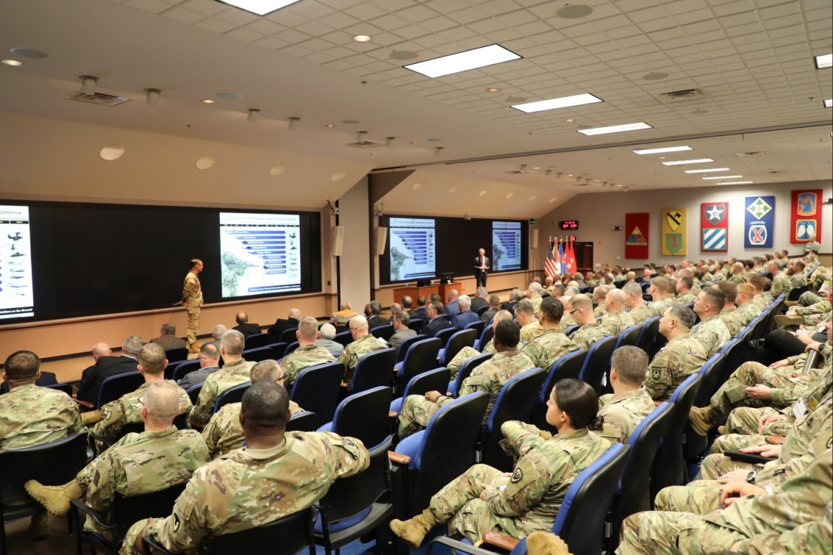 Aviation forum highlights warfighting, transformation, ‘sacred trust ...