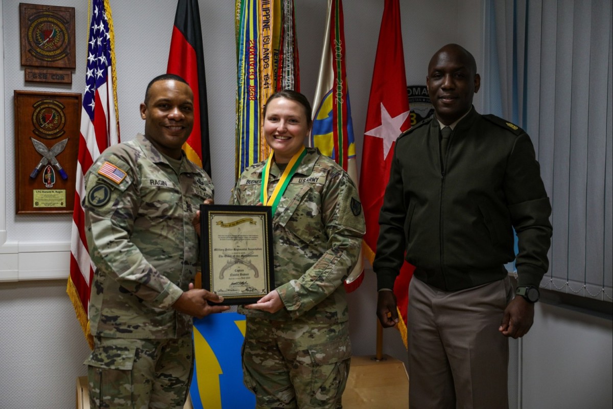 21ST TSC CAPTAIN AWARDED THE ORDER OF THE MARECHAUSSEE | Article | The ...