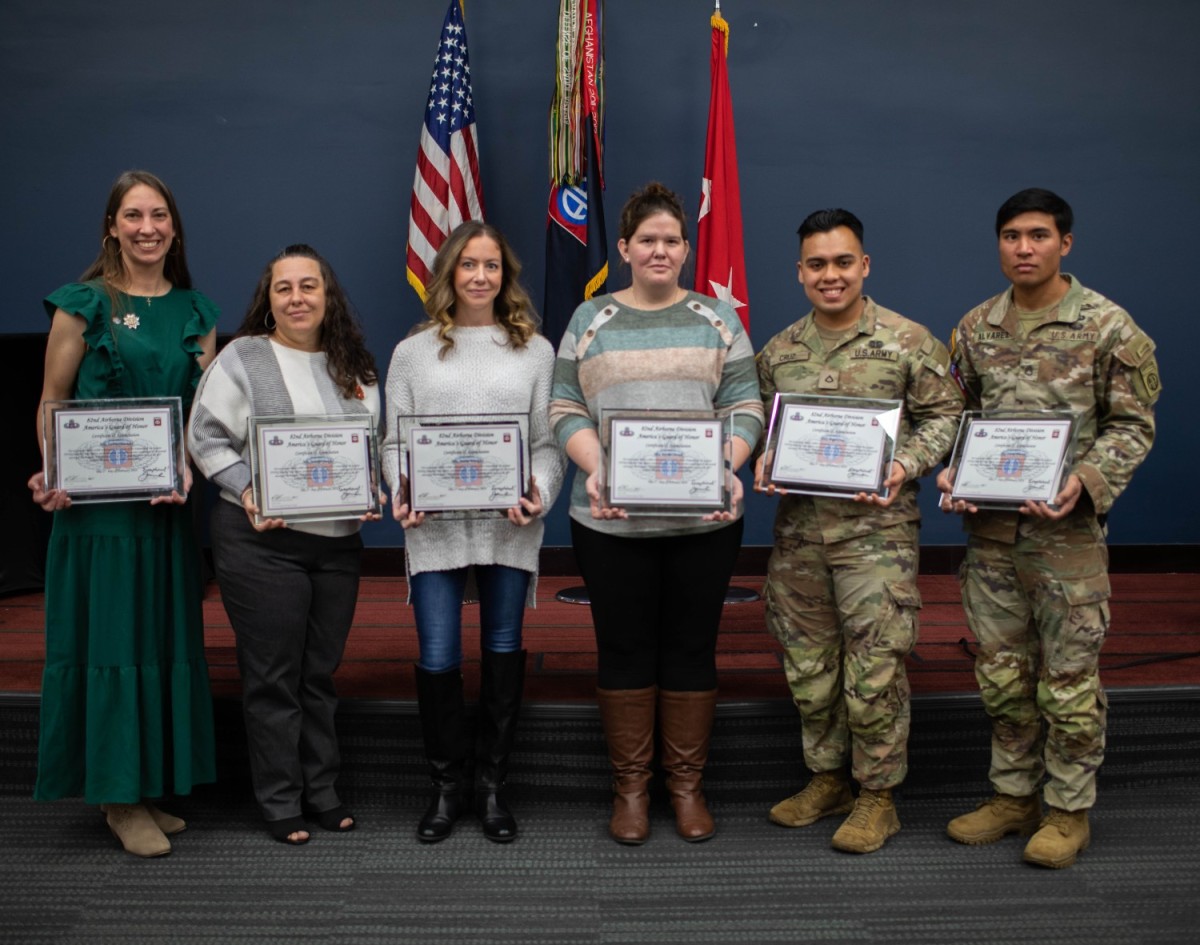 The 82nd Airborne Division recognizes Volunteers of the Quarter ...
