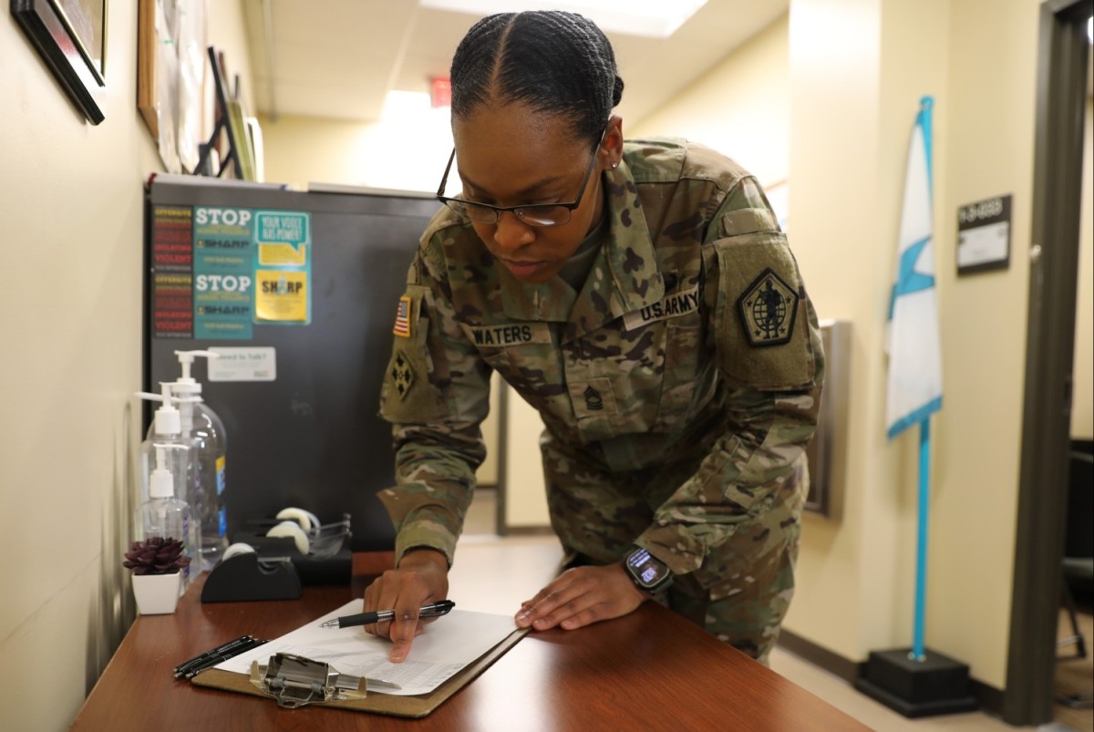 Soldiers encouraged to update DD Form 93 during PAI, to prevent delays ...