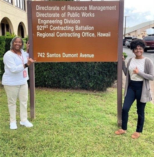 Contracting unit promotes Skillbridge Program to cross divides ...