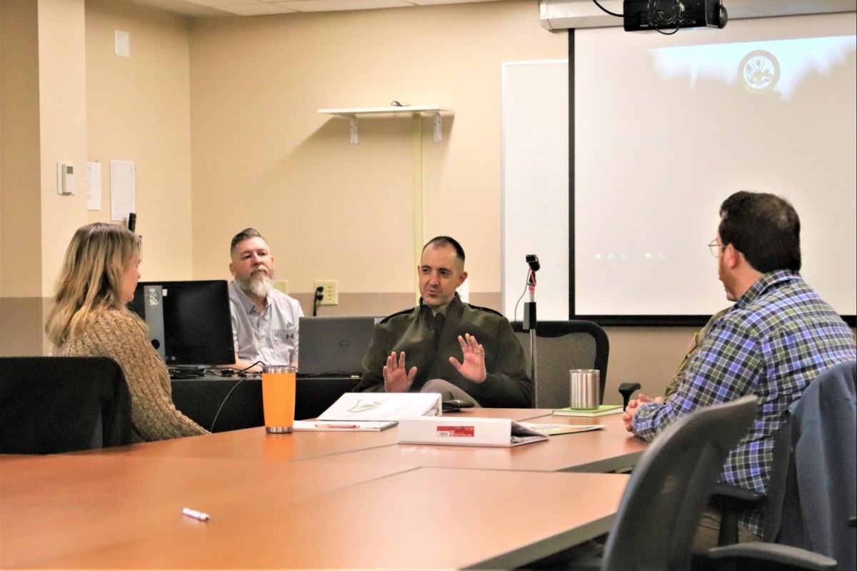 Photo Story: Garrison command team supports new employee onboarding ...