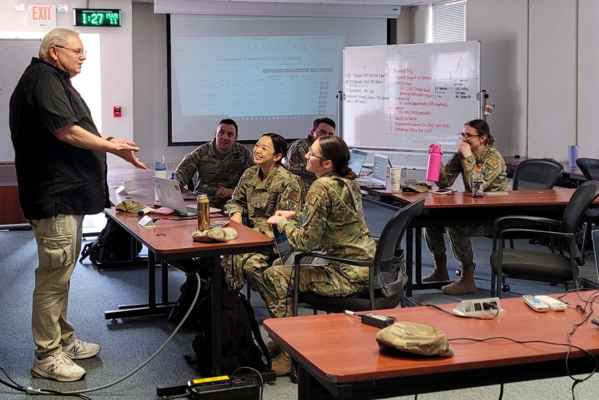 Contracting Soldiers conduct joint exercise evaluation | Article | The ...