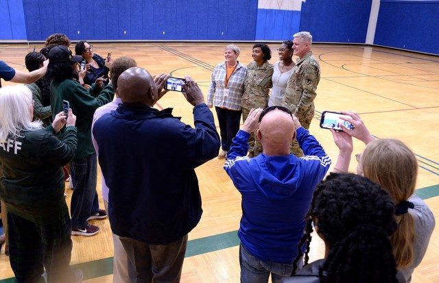 Fort Leavenworth honors Military Youth of the Year | Article | The ...