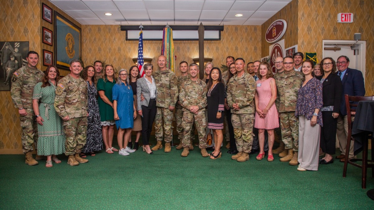 Army veteran and spouse visits Fort Stewart to highlight resources for ...