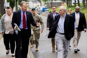 Office of the Chief Legislative Liaison