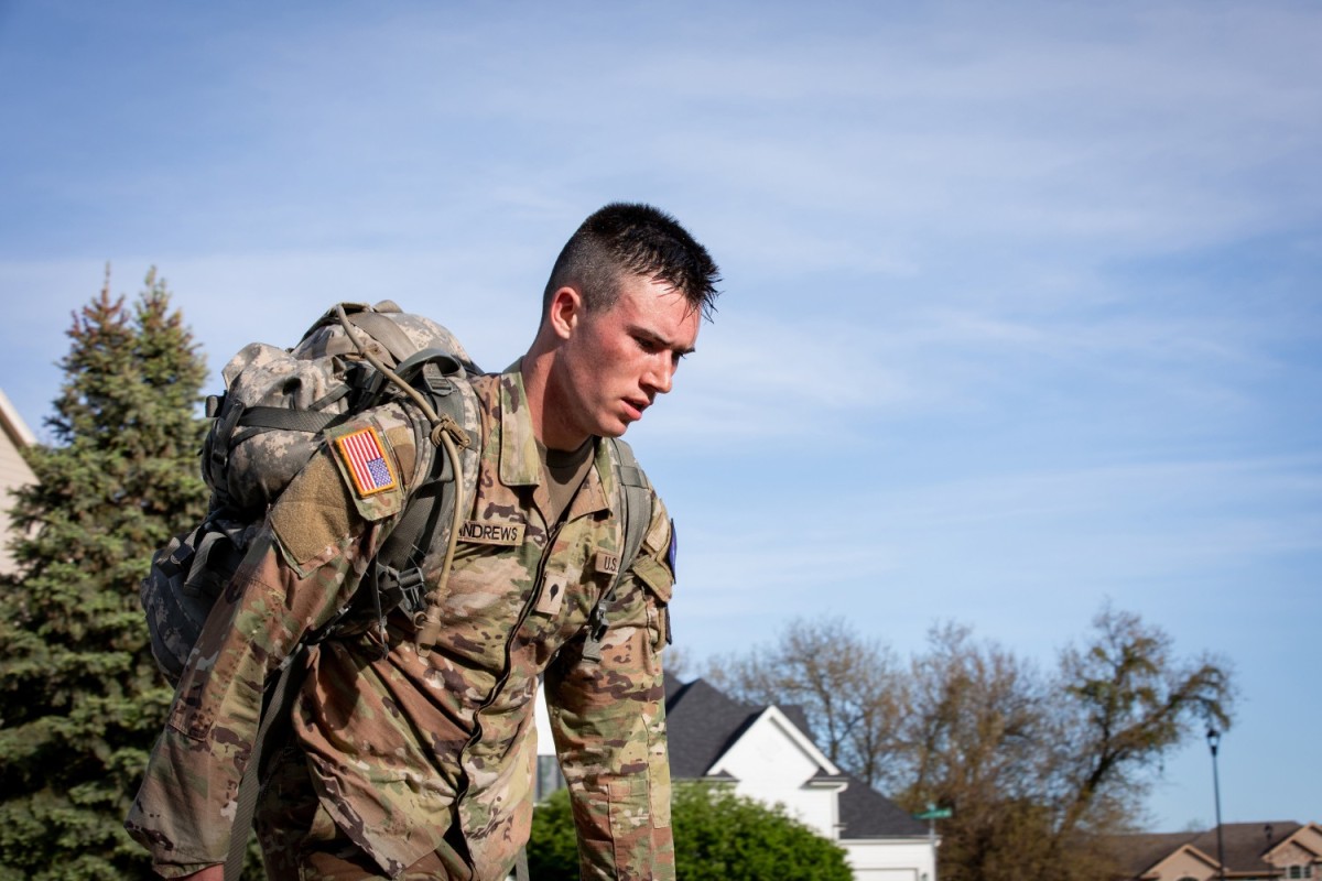 Wisconsin Guard Soldier Wins Regional Best Warrior Tiebreaker | Article ...