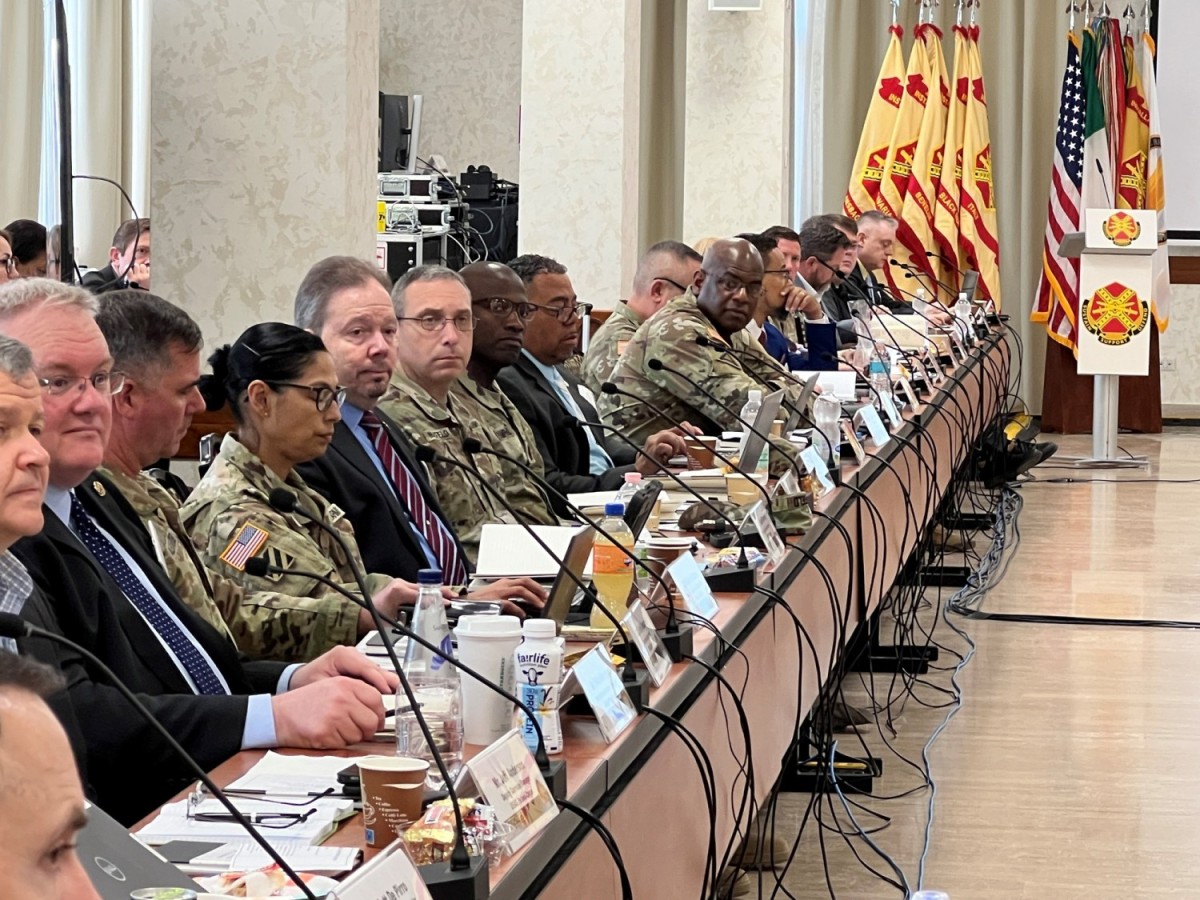 NCO gains insights from garrison leaders meeting in Vicenza | Article ...
