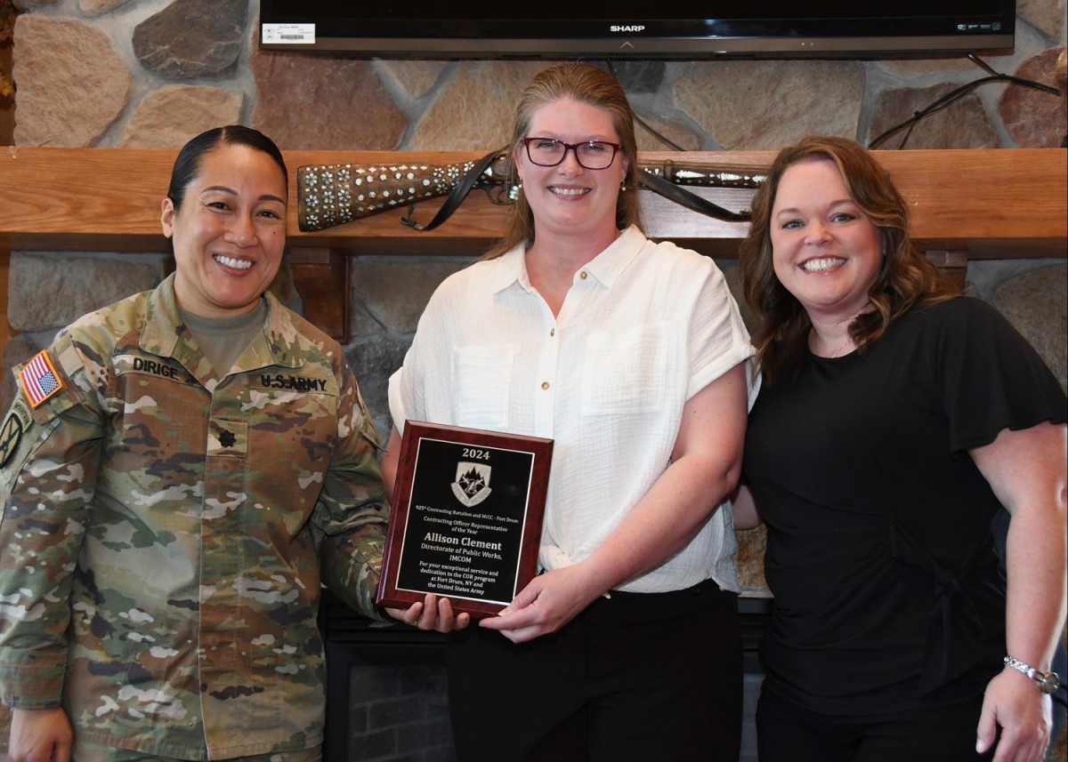 Fort Drum employees recognized for vital contracting services | Article ...
