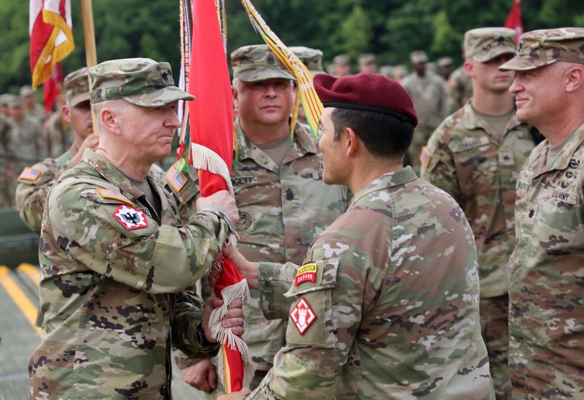 19th Engineers conduct change of command on Tobacco Leaf Lake bridging ...