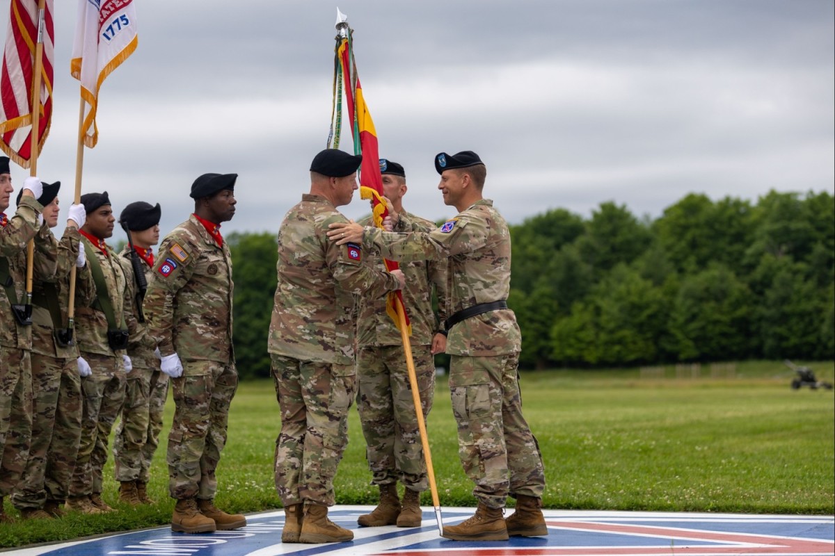 10th Mountain Division Artillery Change of Command | Article | The ...
