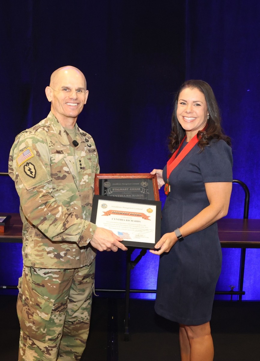 IMCOM honors Fort Novosel HR specialist with Stalwart Award | Article ...