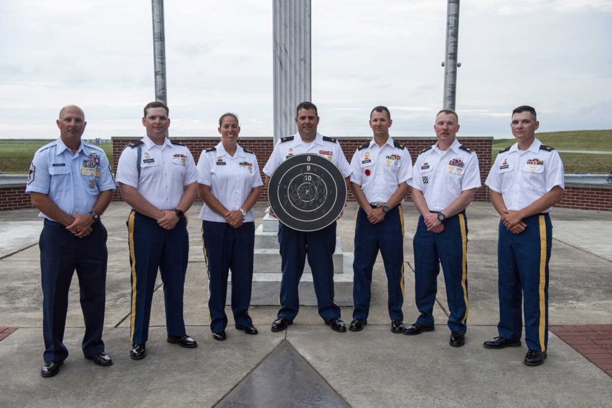 National Guard Rifle Team Clinches Dogs of War Trophy | Article | The ...