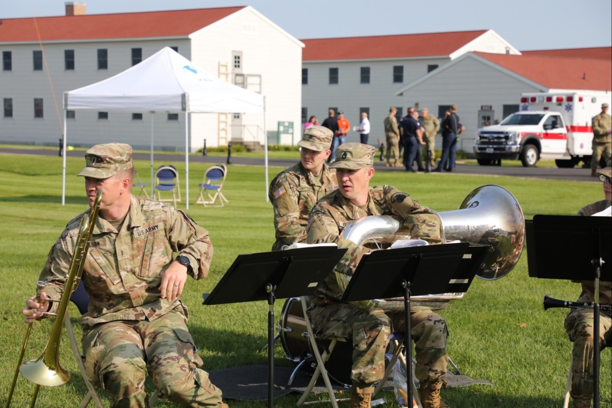 Photo Story: New commander takes charge of Fort McCoy Garrison ...