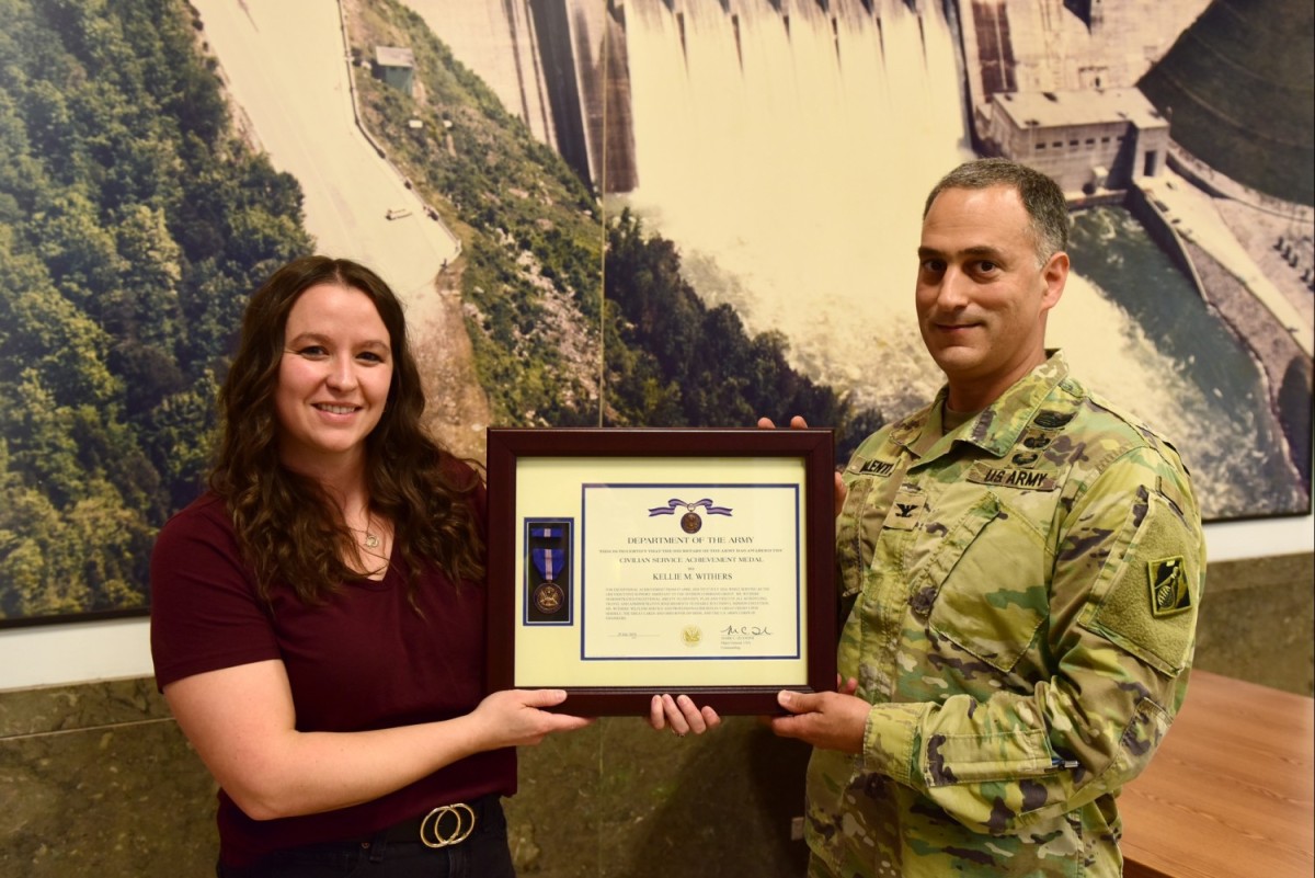 Colonel lauds Center Hill Powerplant administrative assistant | Article ...
