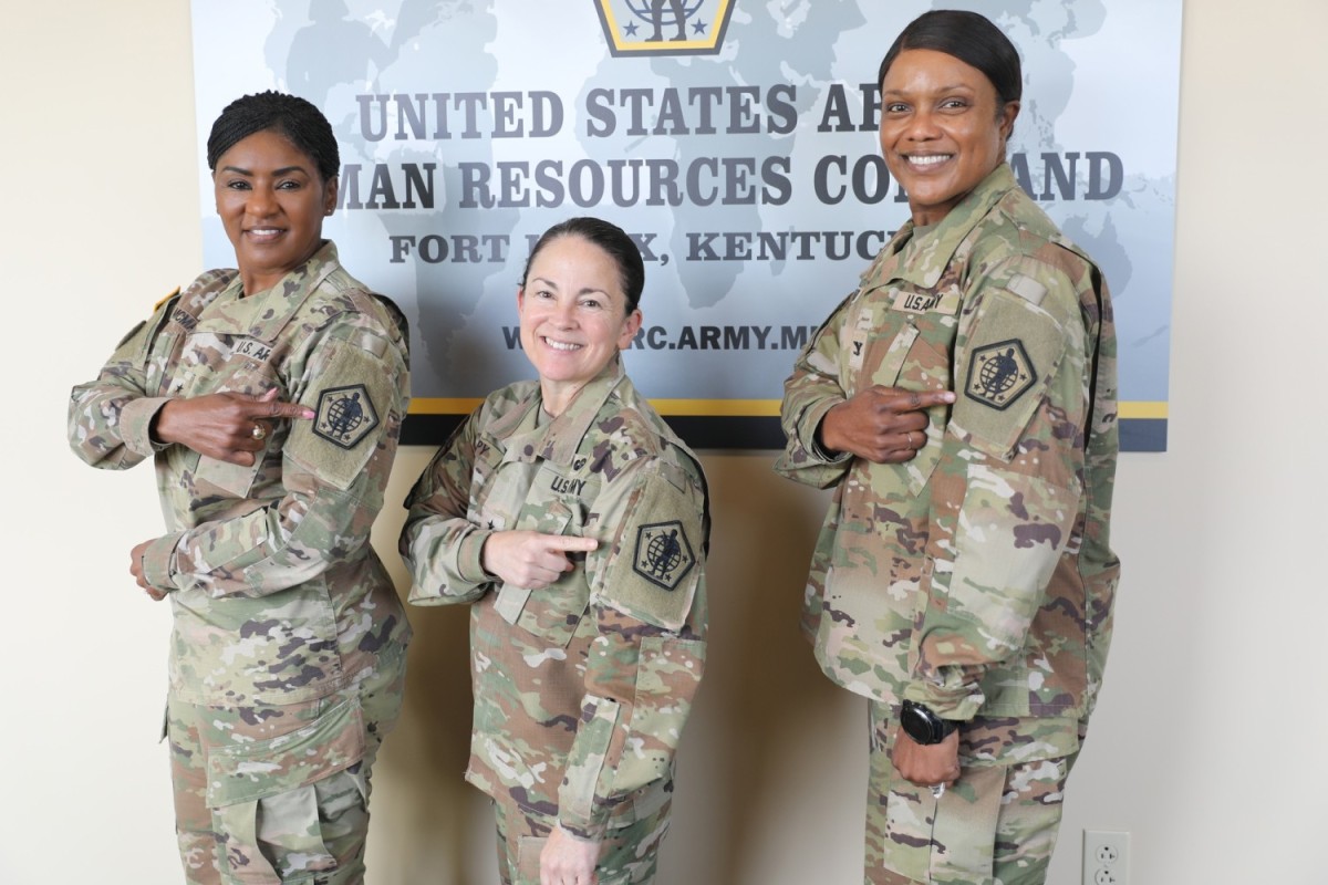 Equality For Women In The Military What Roles Should They Play Women