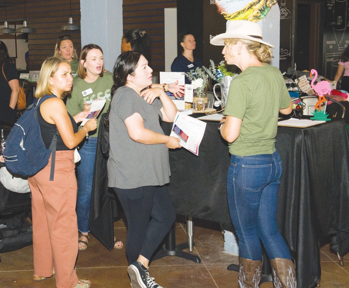 Fort Cavazos Spouses' Club hosts annual Super Sign-Up | Article | The ...