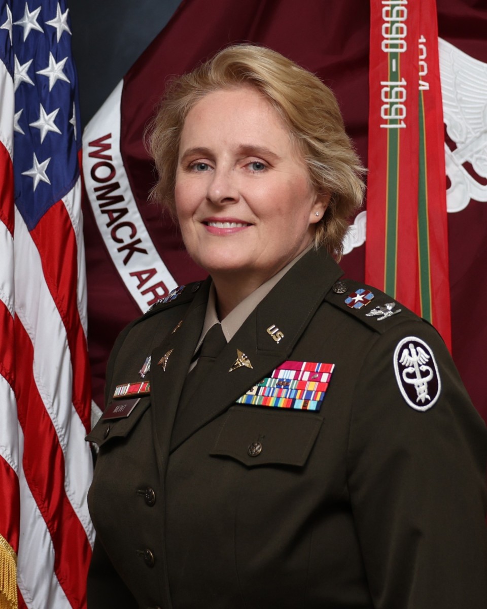 Womack welcomes new leadership, honors outgoing commander's legacy ...