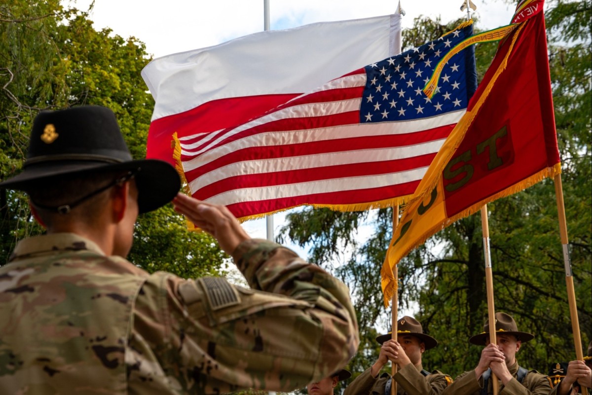1st Cavalry Division Sustainment Brigade conducts change of command ...
