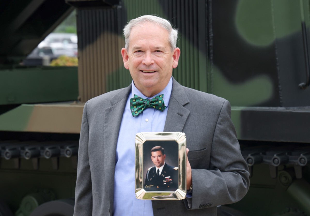 Senior strategist sees military service as giving back to the Army ...