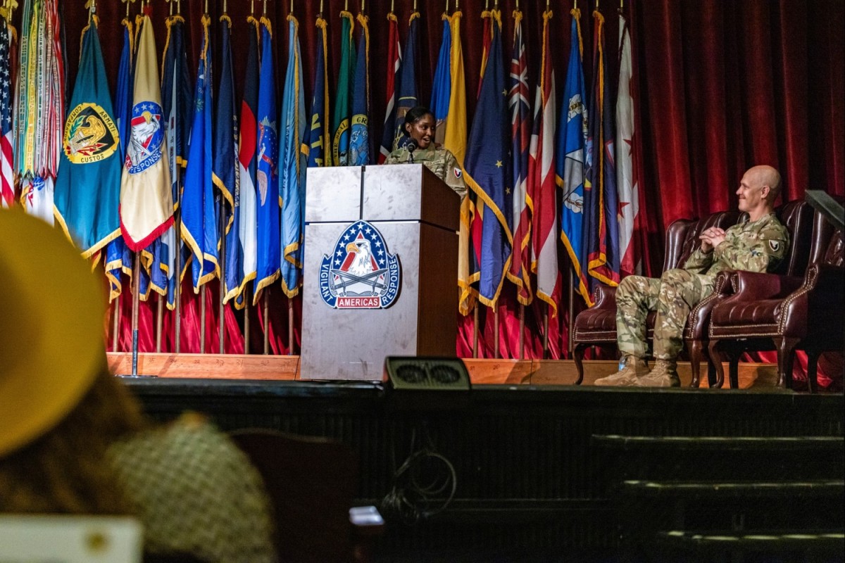 410th CSB celebrates legacy, future leadership in change of ...