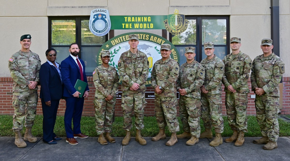 USASAC recognizes Team SATMO | Article | The United States Army