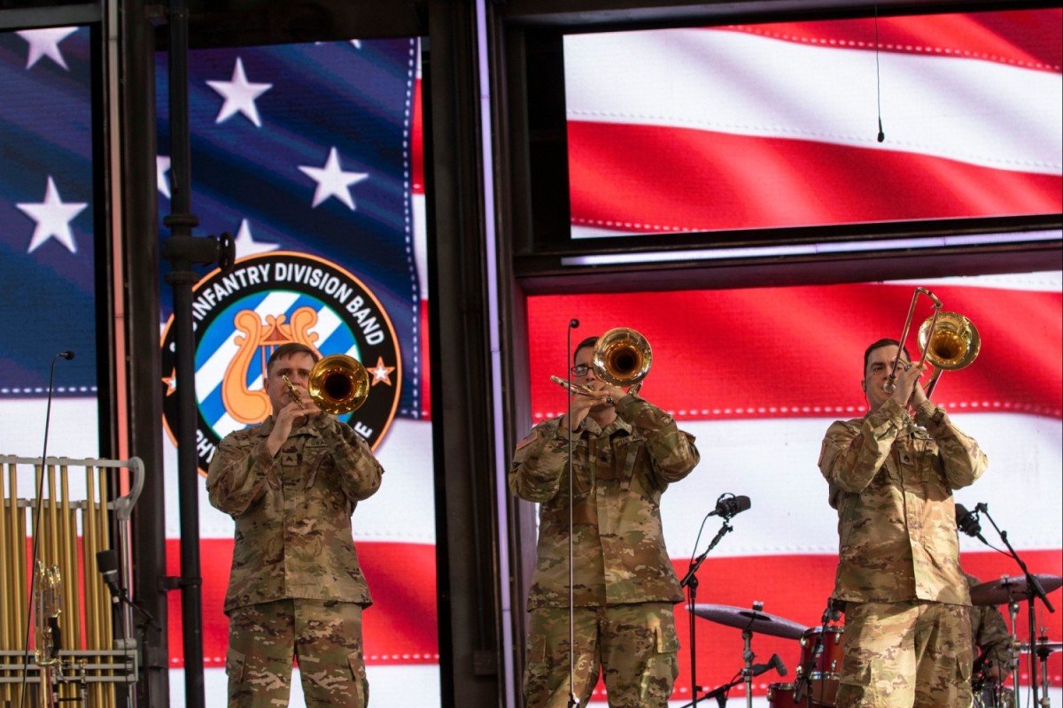 3rd Infantry Division Band goes to Disneyland | Article | The United ...
