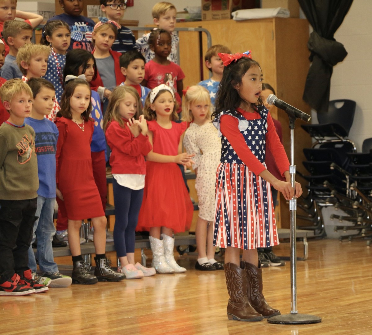 Elementary school students honor veterans | Article | The United States ...