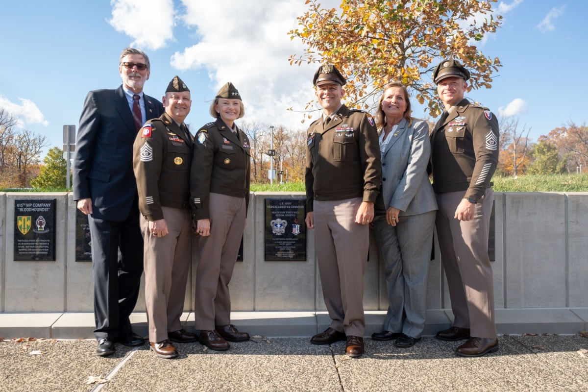 AMLC joins fellow medical organizations with plaque at national Army ...