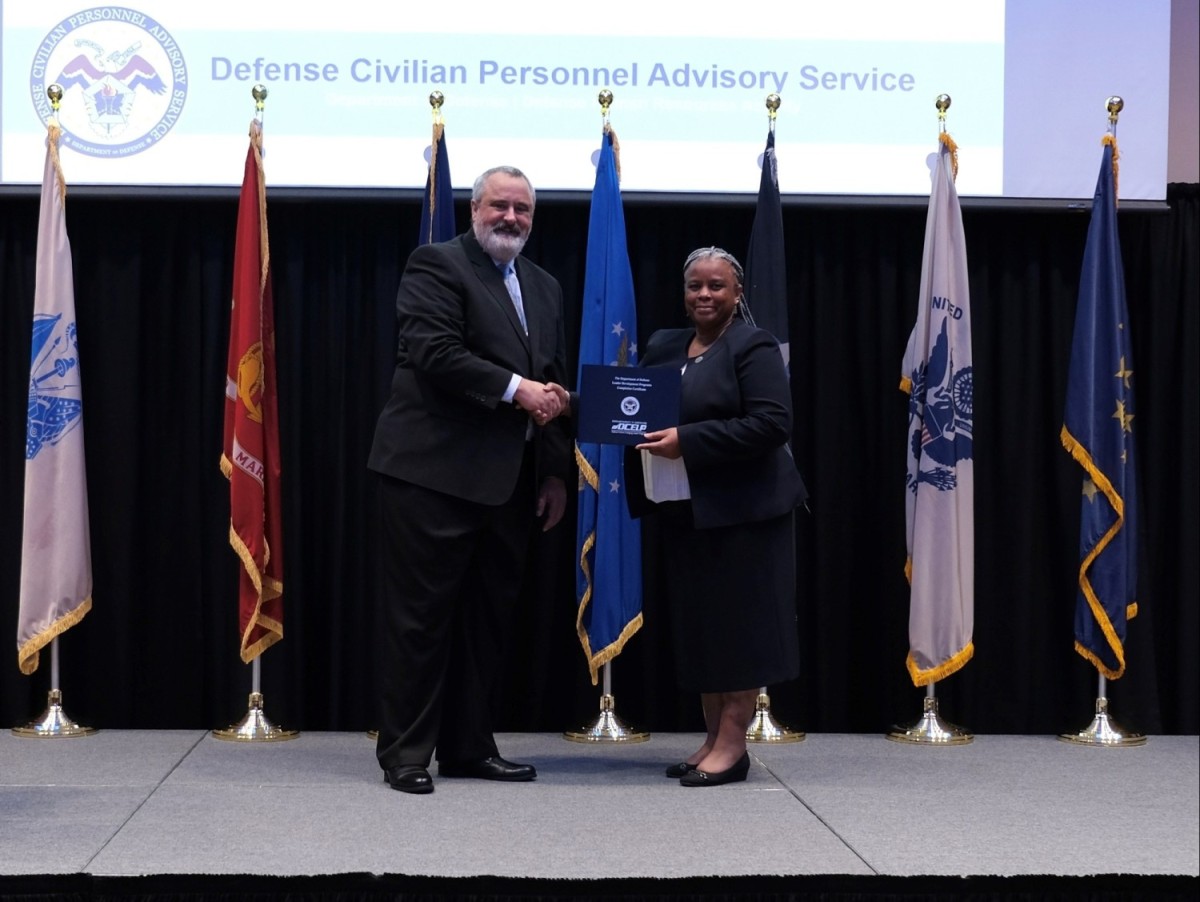 USASAC's Dr. Perry completes prestigious leadership program | Article ...