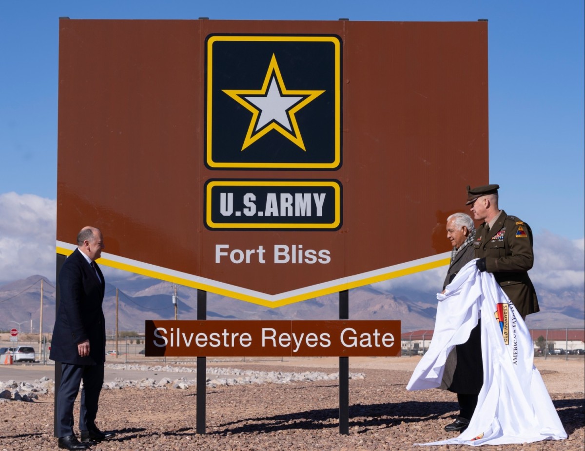 Fort Bliss renames gate, honors former congressman | Article | The ...