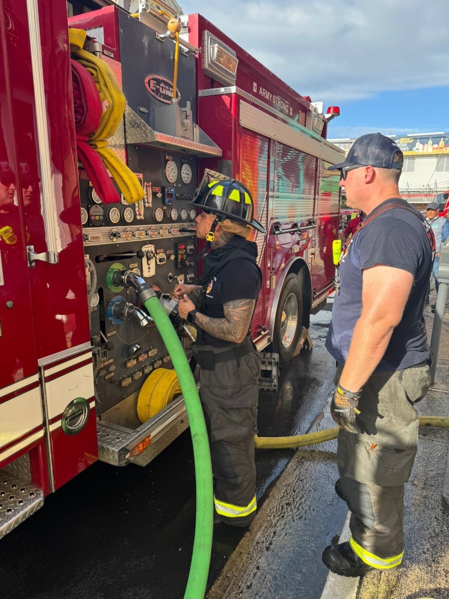 Fort Buchanan Firefighters rush to Action to help the Local Community ...