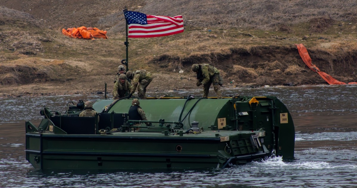 US, ROK armies forge stronger ties in joint wet gap training | Article ...