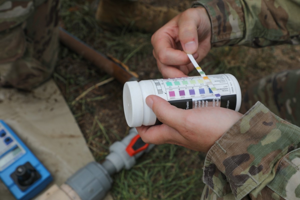 Missouri Army National Guard water purification team supports essential ...