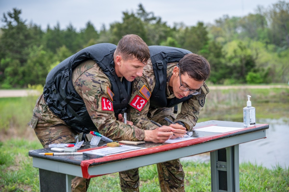 25th ID Engineers Place 2nd in Army-level Best Sapper Competition ...